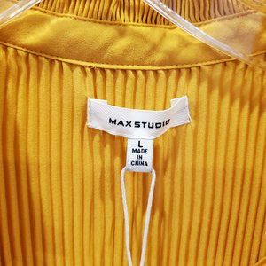 Max Studio | Tops | Max Studio Mustard Yellow Gold Pleated Sleeveless ...